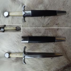 Knives & Daggers - Southern Swords UK